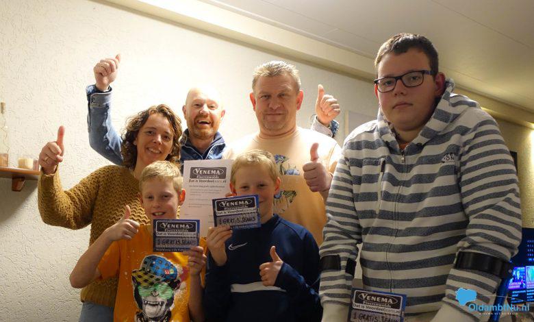 Venema Finsterwolde geeft levenslang spijkerbroeken weg - OldambtNu.nl