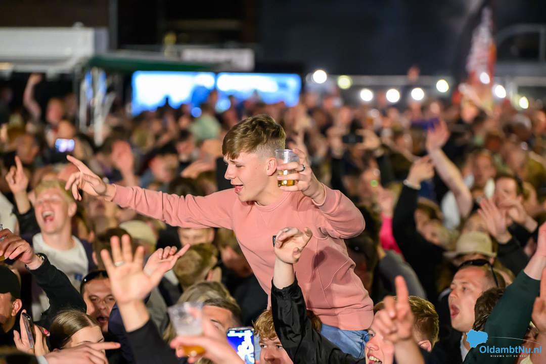 Laatste kaarten beschikbaar van het Pinksterfeest Sterren op het Marktplein - OldambtNu.nl