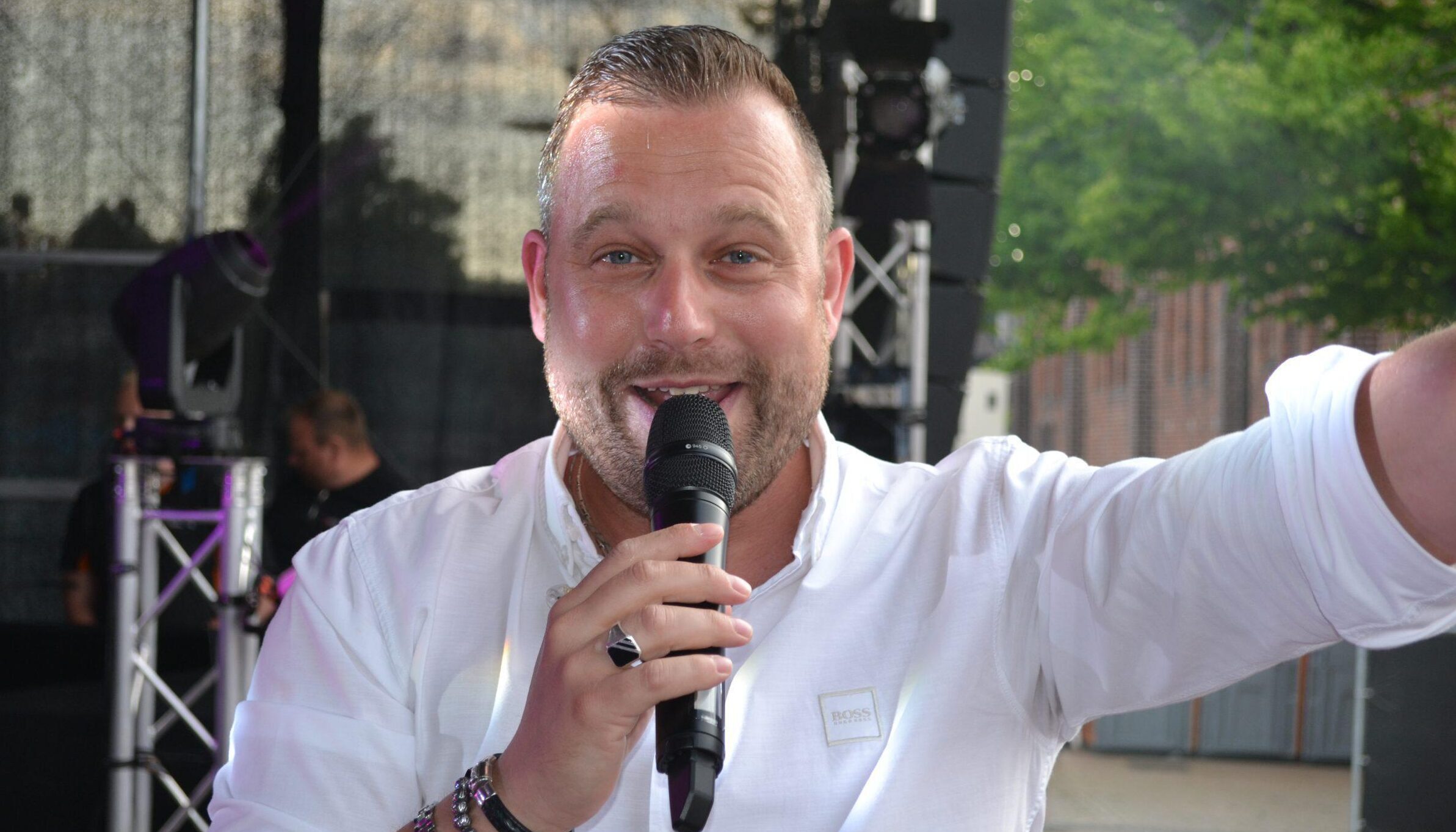 Marco Schuitmaker blaast klassieker van Martin Zemering nieuw leven in ...