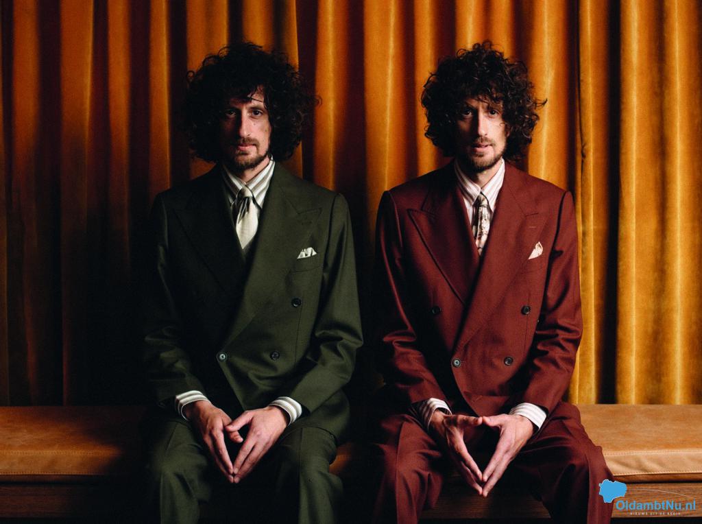 Tangarine in Running in the Family II over muziek makende broers, een ...